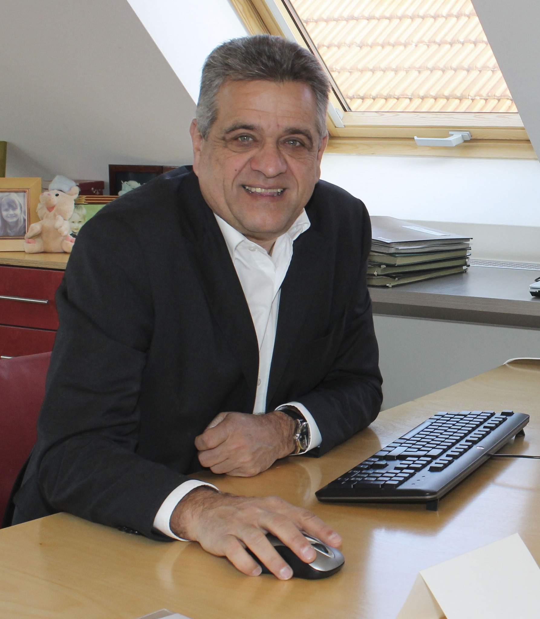 Gerhard Mock: "Gemeinden und Städte tragen finanzielle Hauptlast" - St ...