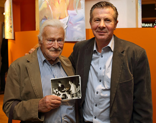 Vernissage: Prof. Franz R. Nagele und Dr. Karl Schnabl im Physiotherm ...