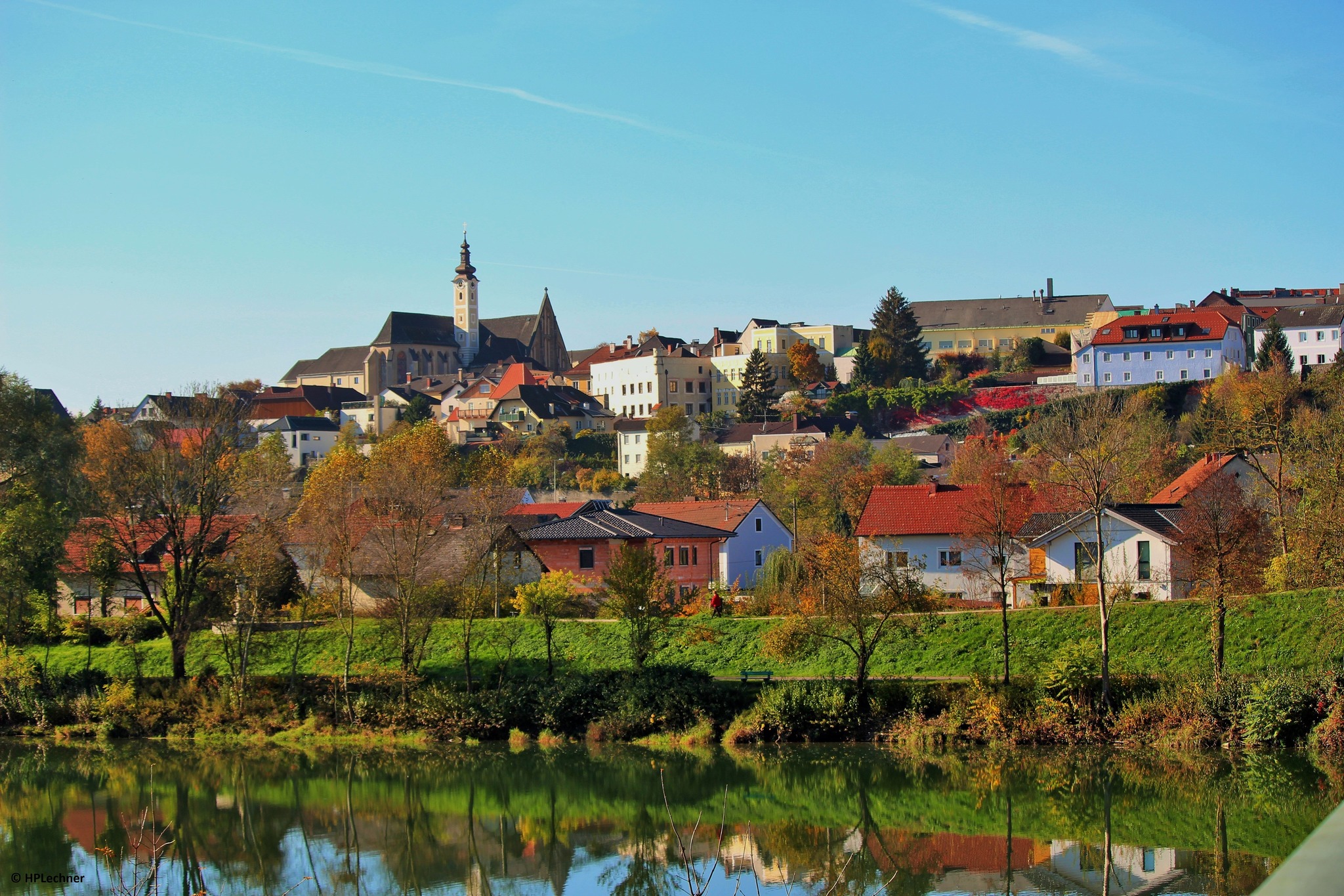 Blick auf Enns mit Pfarrkirche Enns-St. Marien - Enns