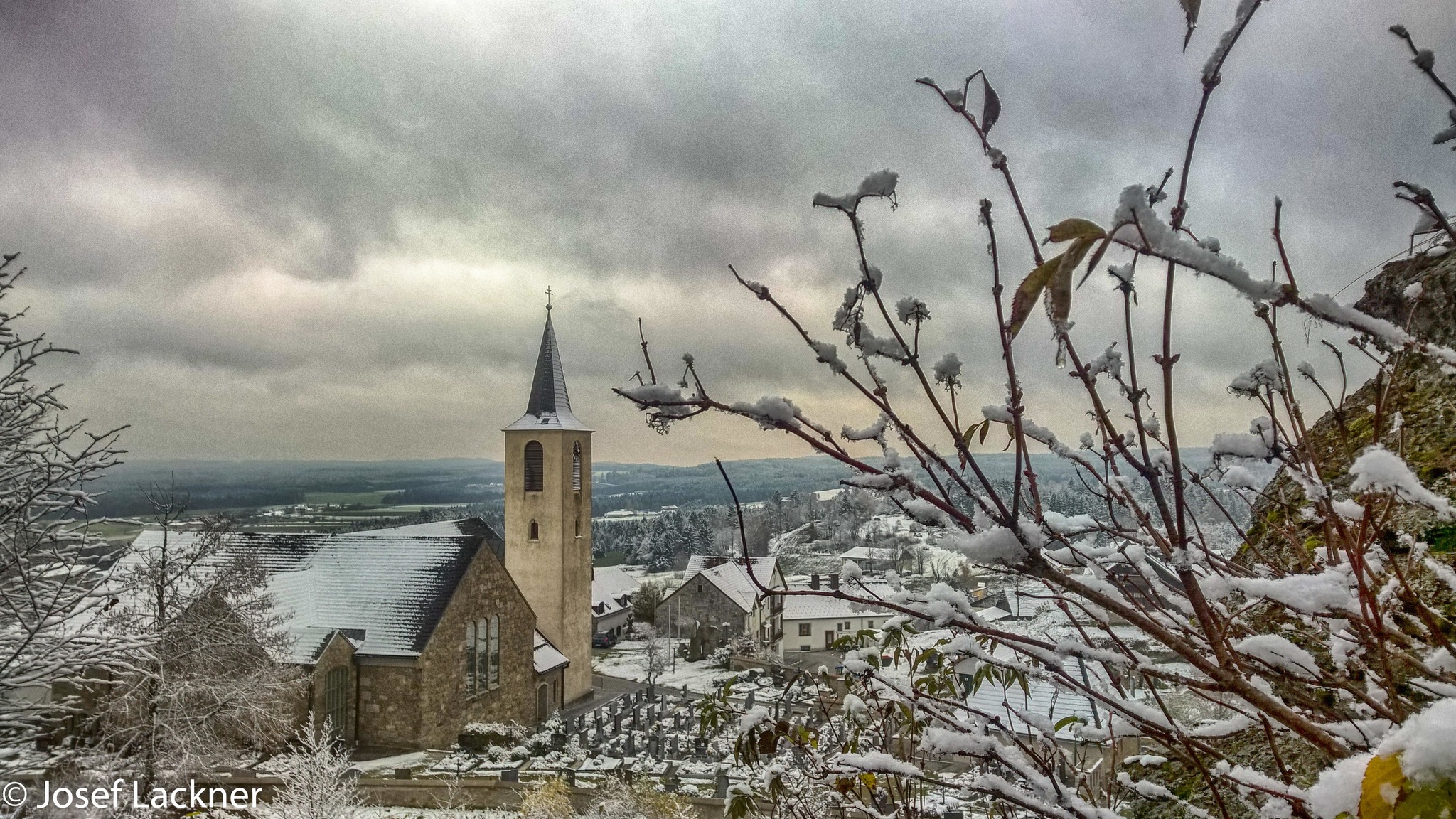 Bad Traunstein im weissen Kleid - Zwettl