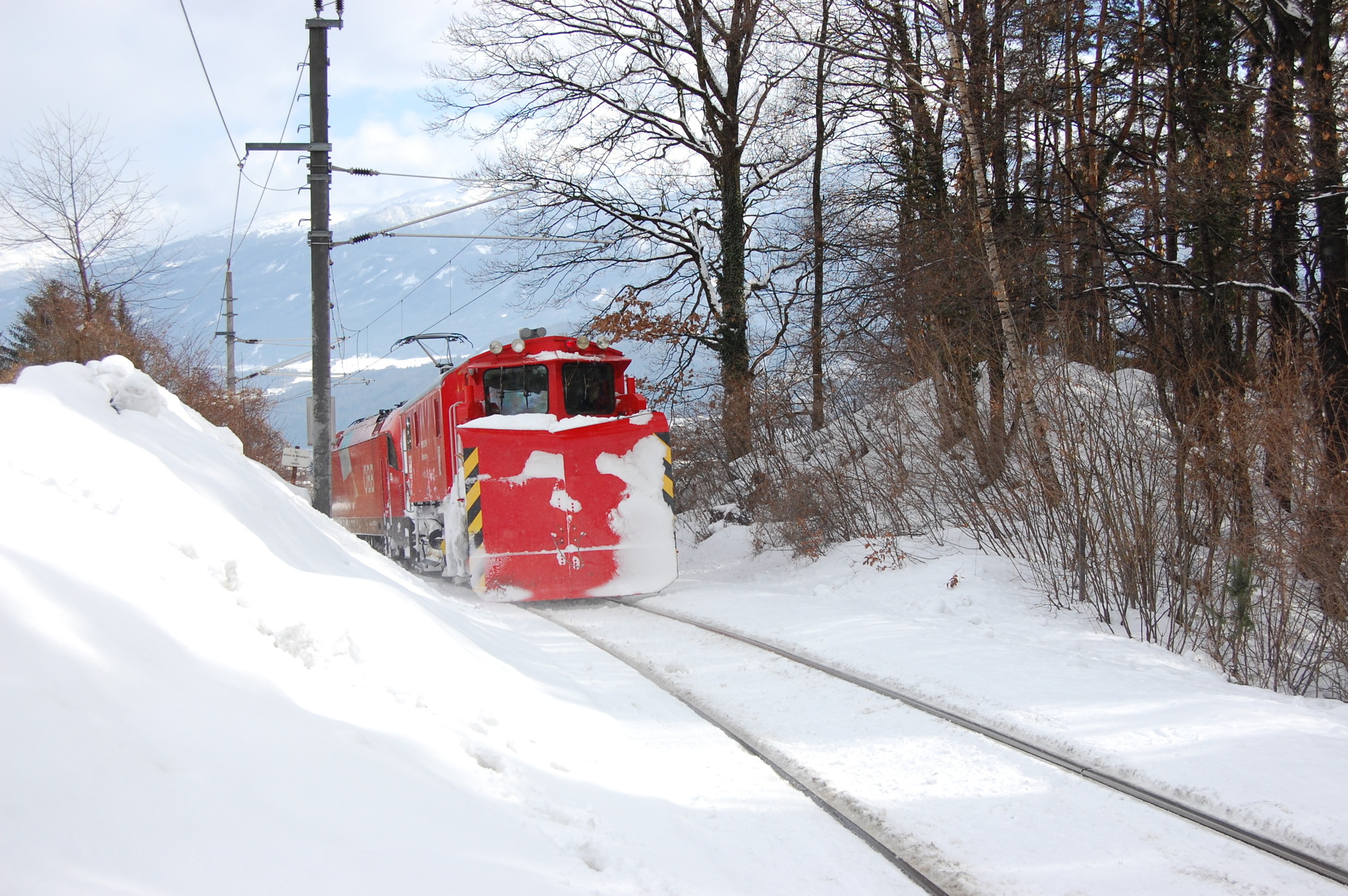 Weichen heizen, Schienen kehren - Kitzbühel
