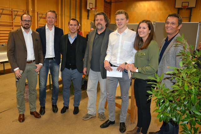 Gymnasium Zwettl: Absolventen trafen zusammen - Zwettl