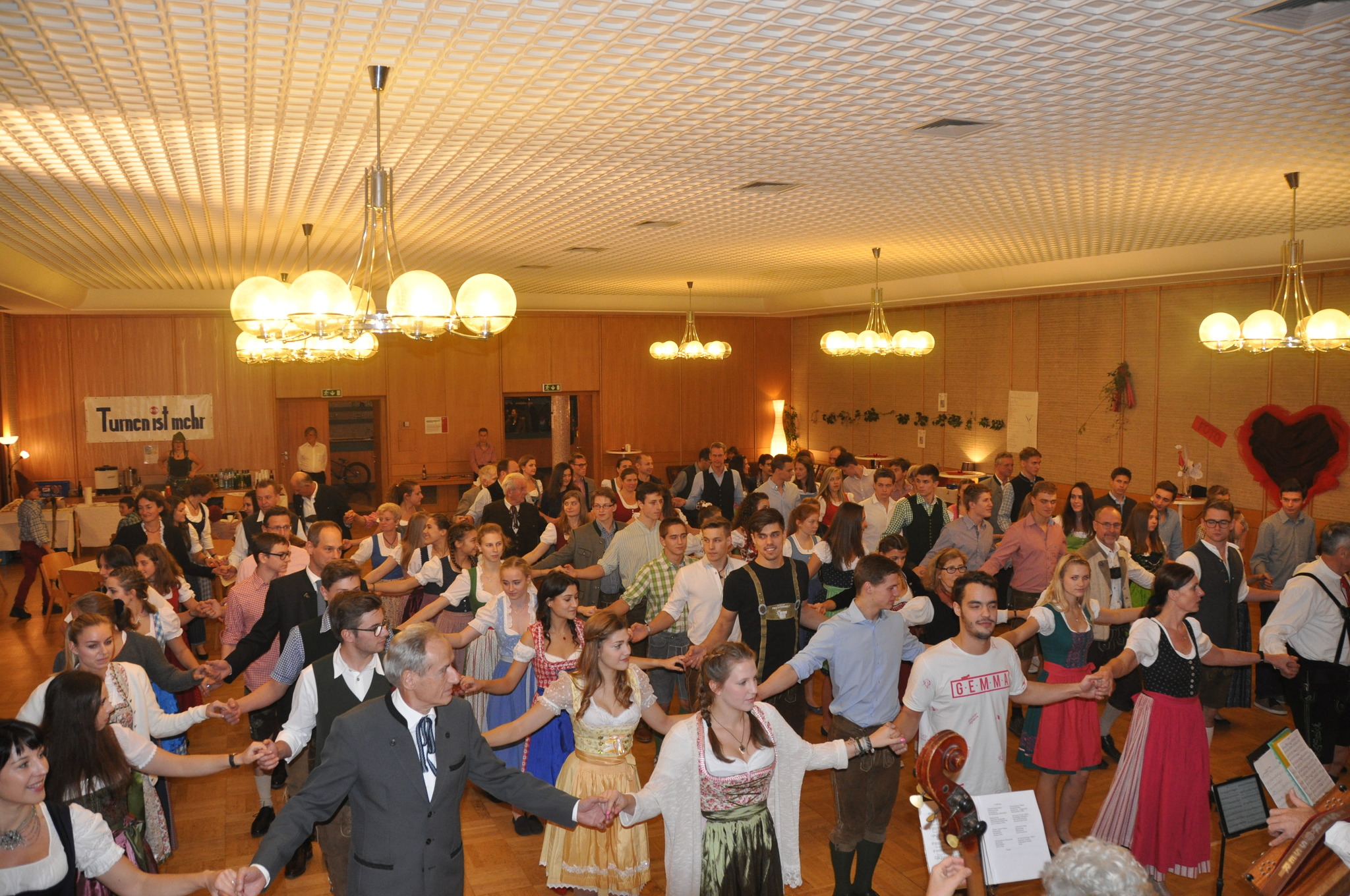 Die Turner tanzten auf - Baden