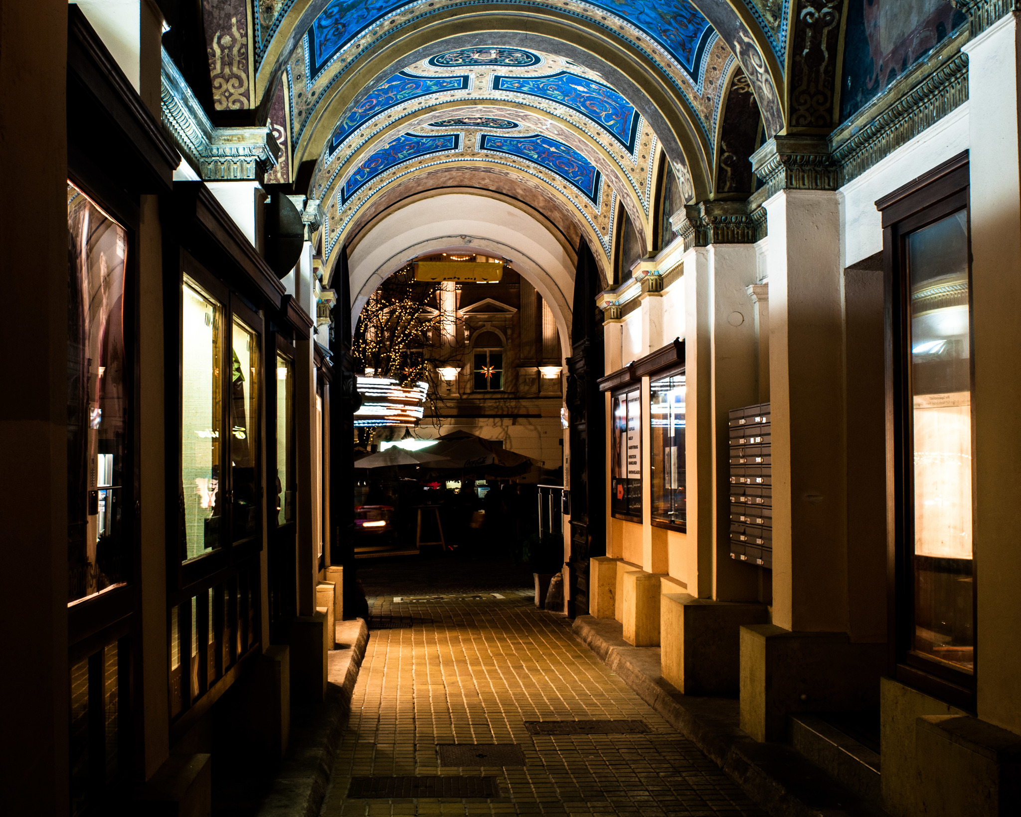 Alter Posthof Mödling im Advent.... - Schwechat