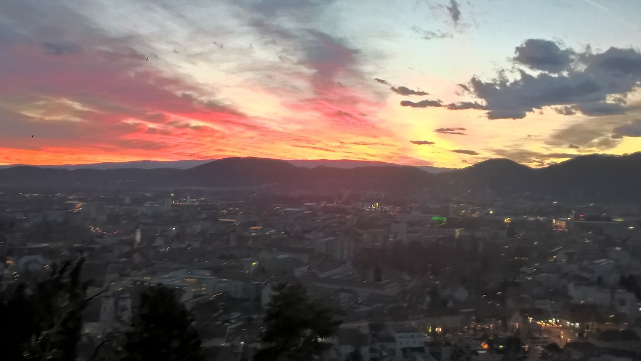 Der Himmel brennt im Westen.... - Graz