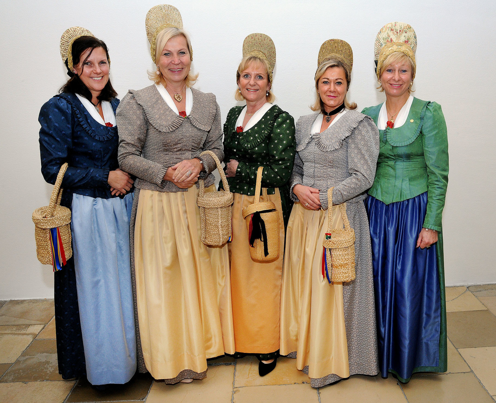 Melker Damen wollen Goldhaubenkult wahren - Melk