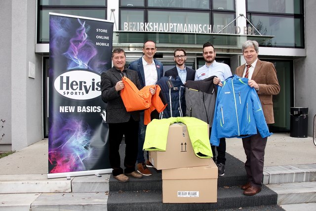 Hervis Sports Hartberg bescherte Weihnachtsfreude - Hartberg-Fürstenfeld