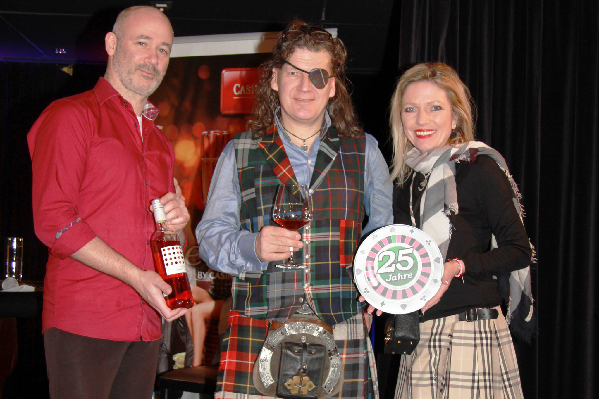 „Mit offenen Karten“ – ein Spiel mit Modemacher Thomas Rettl - Innsbruck