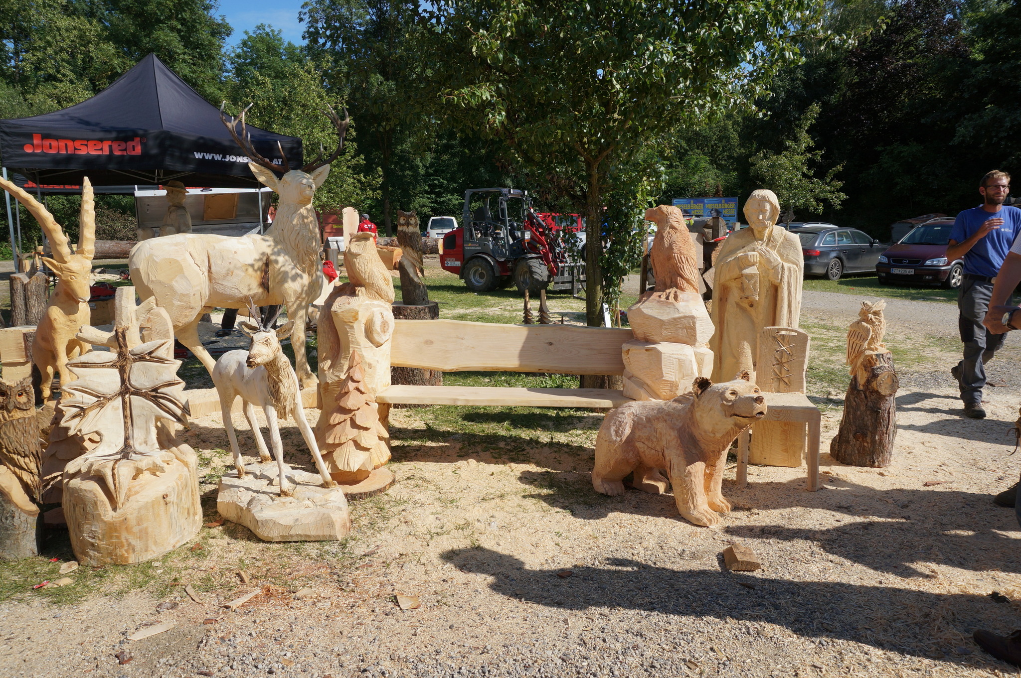 Holzschnitzer: Kunstwerke für die Ewigkeit - Zwettl