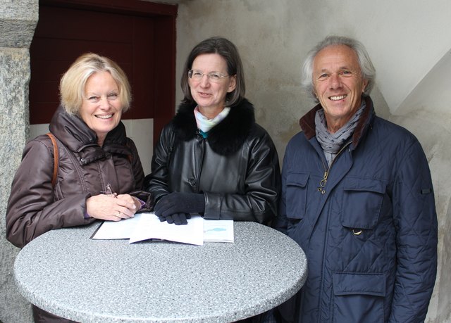 Fürsten, Räte, Maskenbälle: Offene Rathaustür in Hall - Hall-Rum