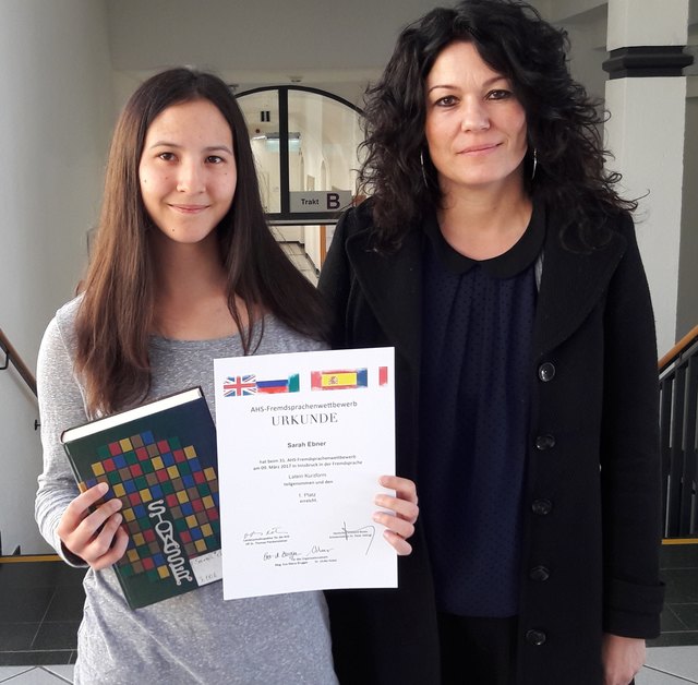 BRG-APP-Schülerin Sarah Ebner gewinnt Latein-Wettbewerb - Innsbruck