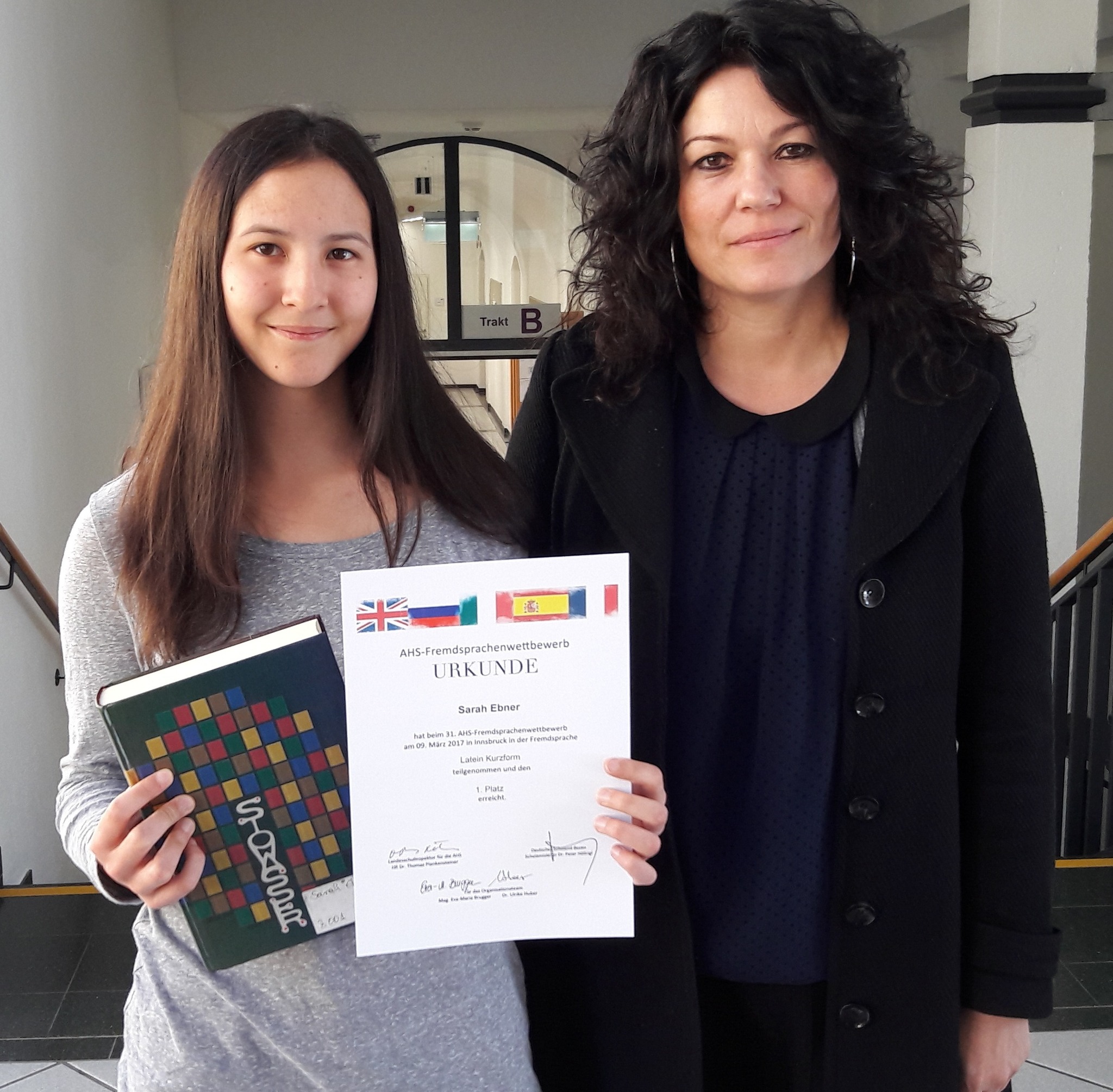 BRG-APP-Schülerin Sarah Ebner gewinnt Latein-Wettbewerb - Innsbruck