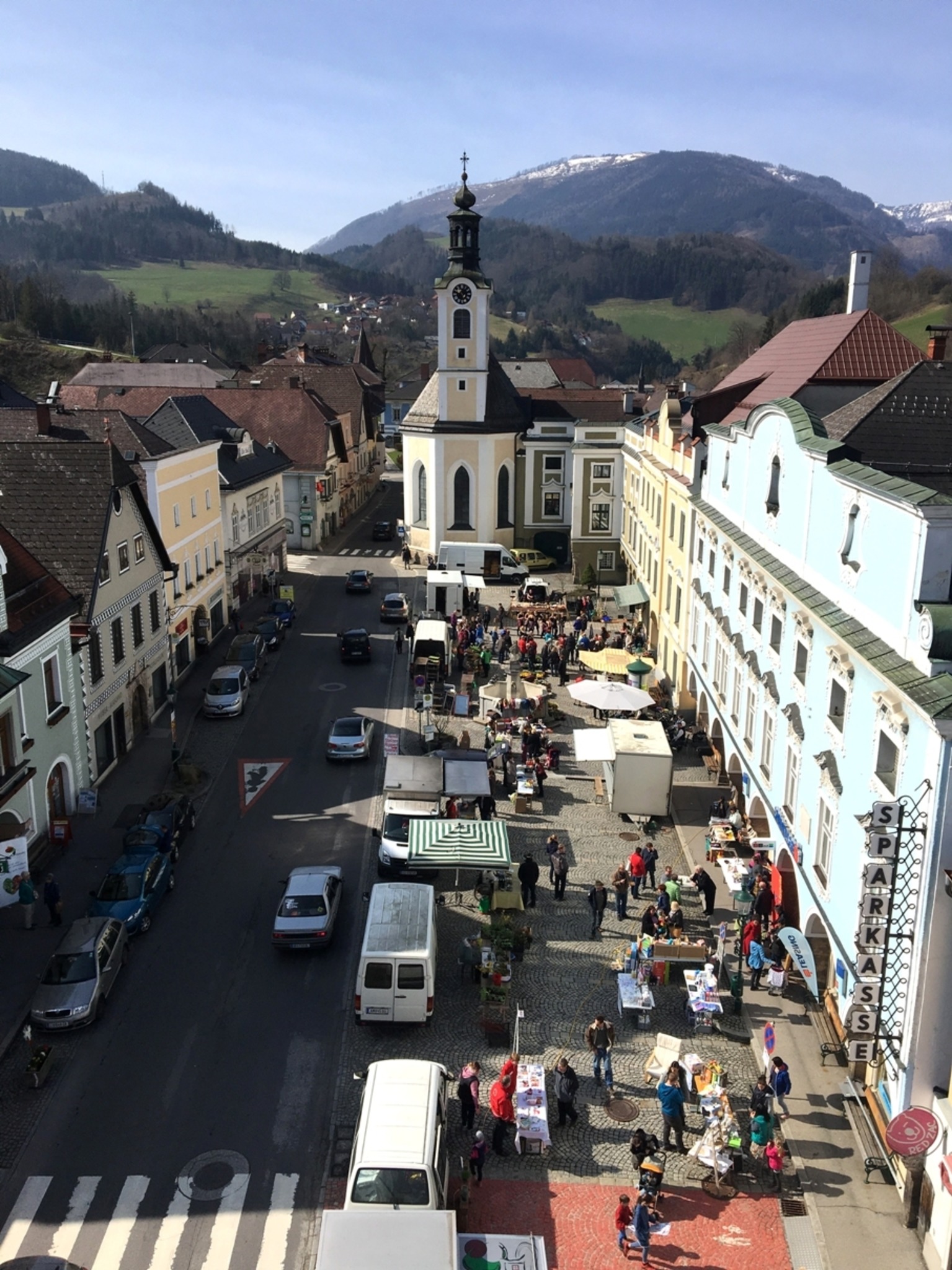 Start in den Genusswochenmarkt in Weyer - Steyr & Steyr Land