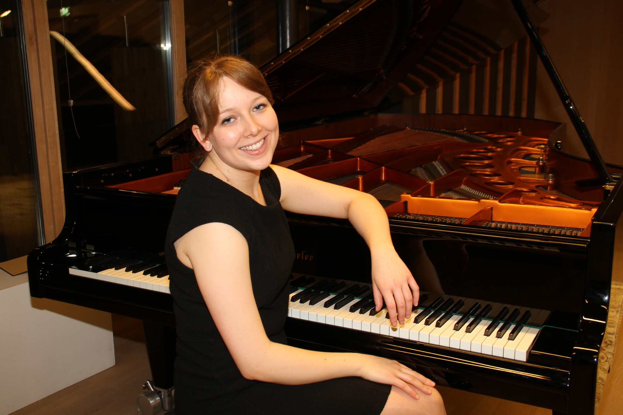 Pianistin präsentierte in Anif ihr außergewöhnliches Talent - Flachgau