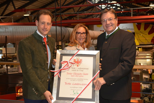 Riedel wird zum 60er als "Tiroler Traditionsunternehmen" geehrt - Kufstein