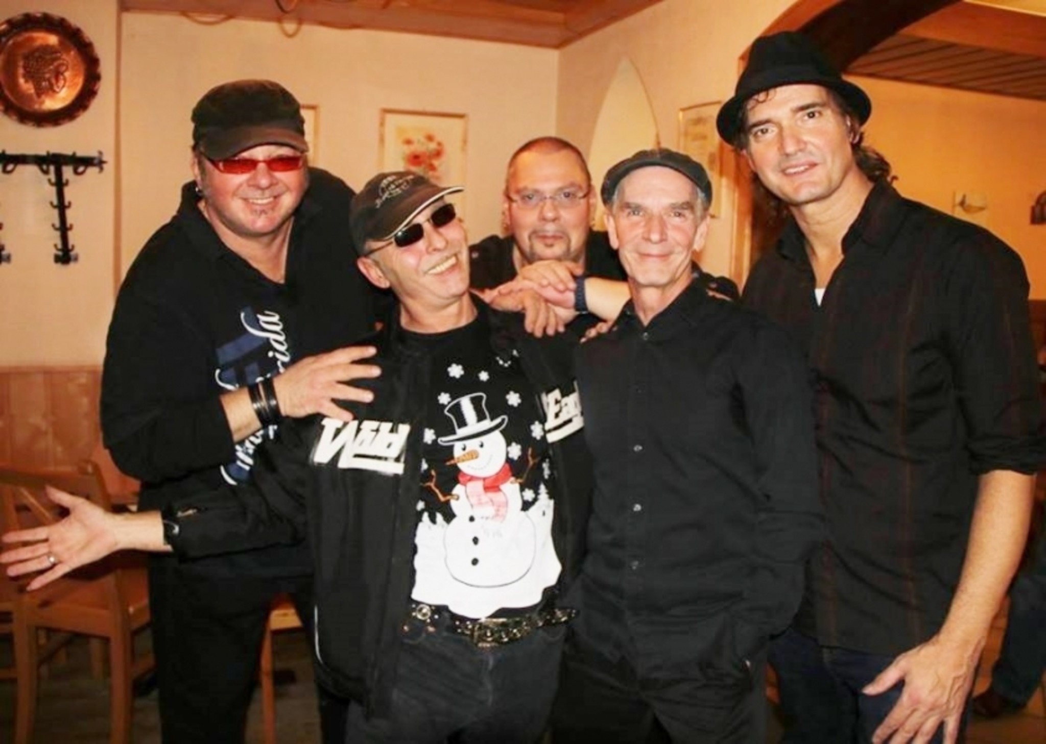 Floville: Die Kultband aus Floridsdorf gastiert im Vereinssaal ...