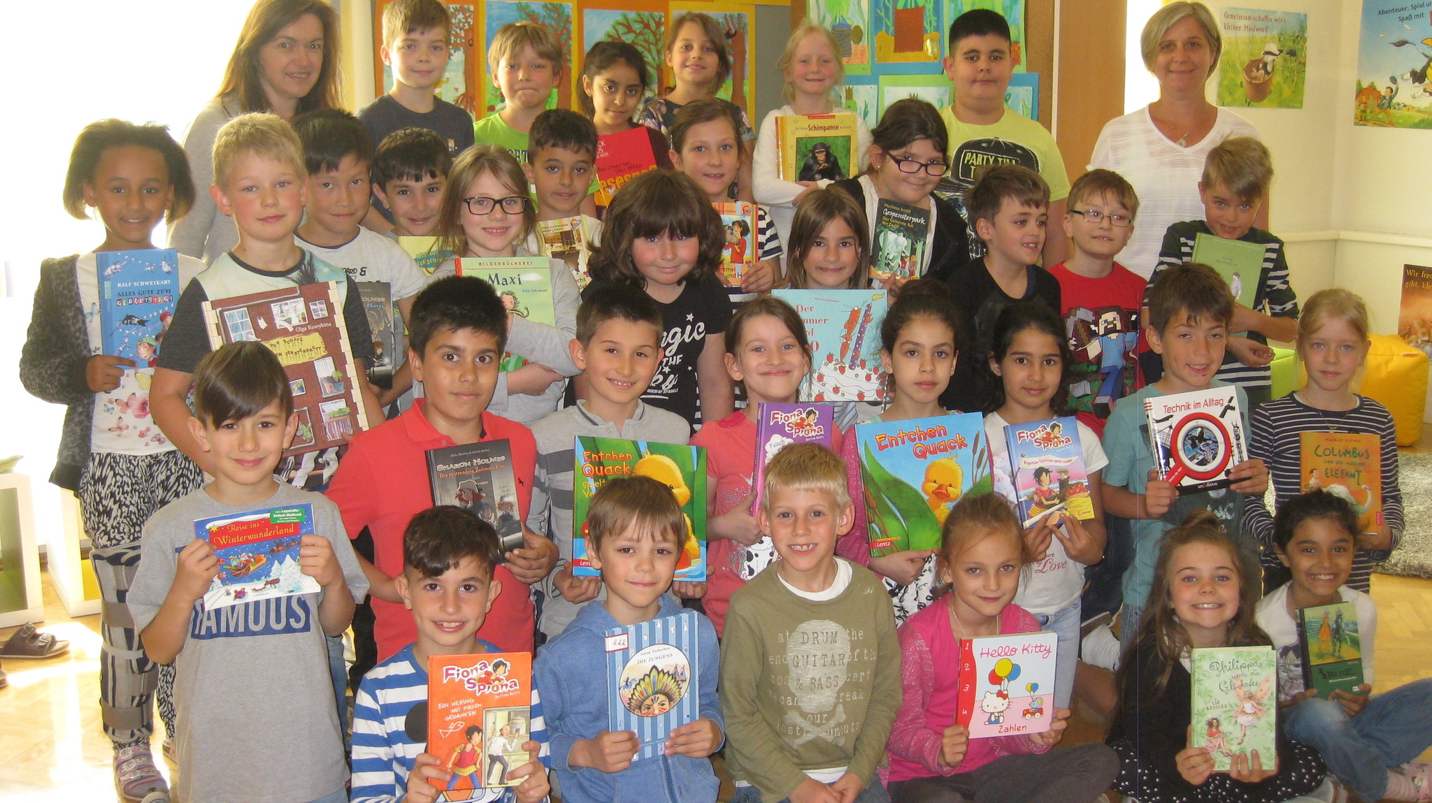 Volksschule 1 Ried eröffnet Schulbücherei - Ried