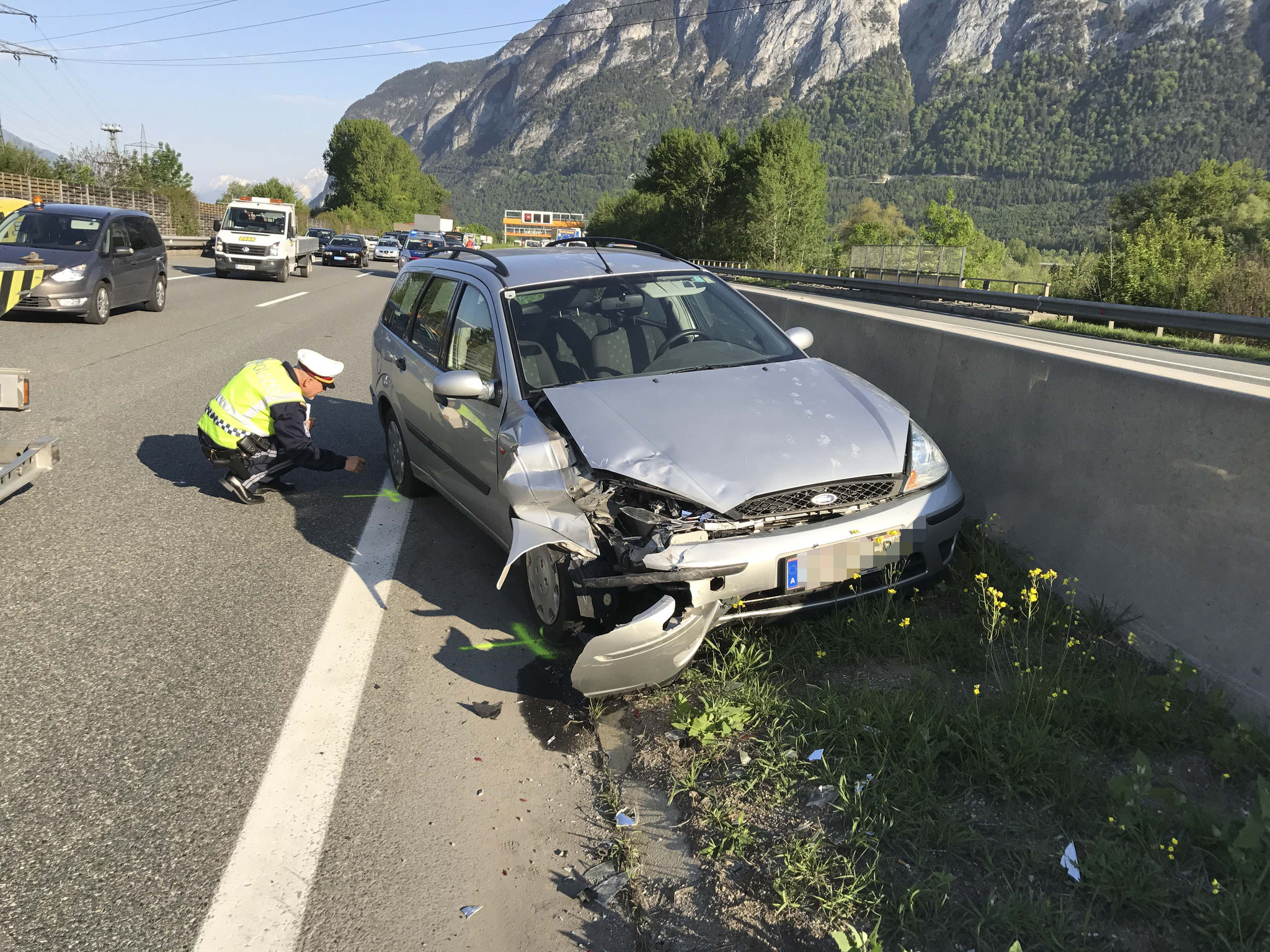Chaos auf der Autobahn im Raum Völs-Innsbruck - Telfs