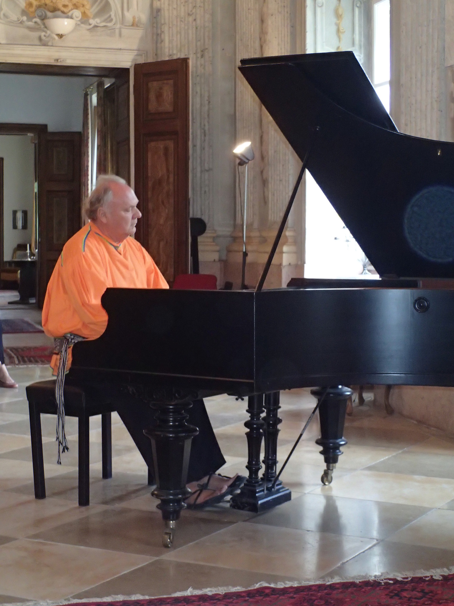 Romayne Wheeler spielt für die Tarahumara Indianer - Neunkirchen