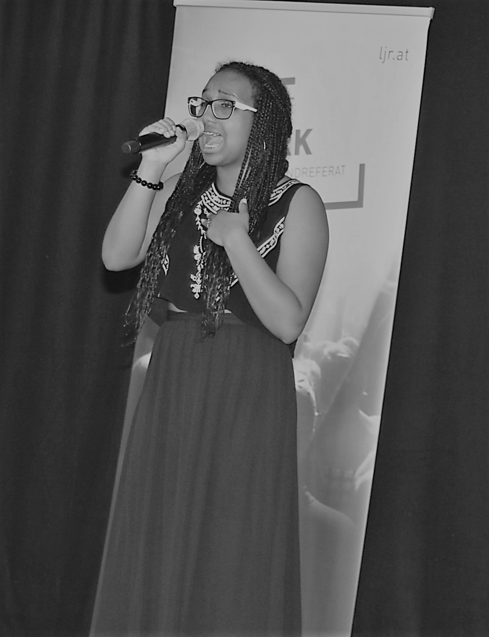 Echt stark: Wieder ein Landessieg für Maria Pommer beim Karaoke ...