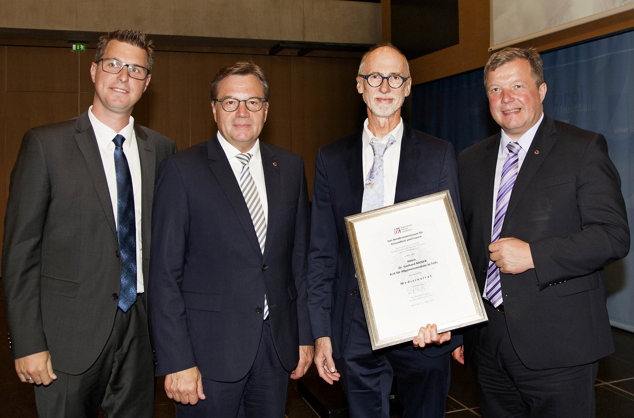 Dr. Gerhard Moser aus Telfs zum Medizinalrat ernannt - Telfs