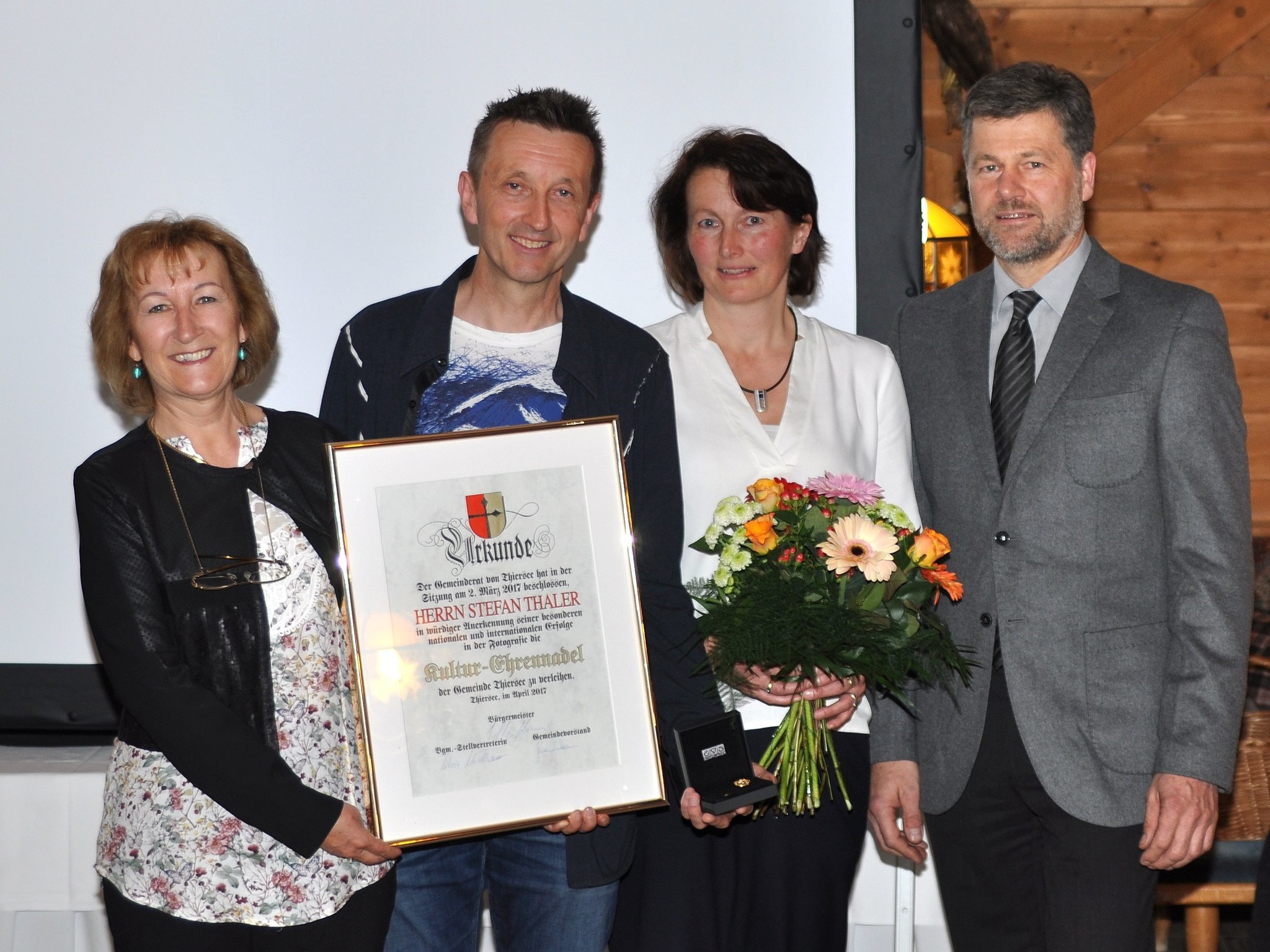 Kultur-Ehrennadel der Gemeinde Thiersee für Stefan Thaler - Kufstein