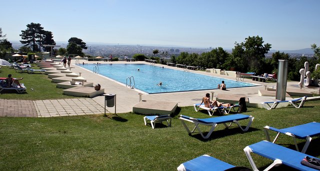 Krapfenwaldlbad: Hoch über Wien Herz und Seele baumeln lassen - Döbling