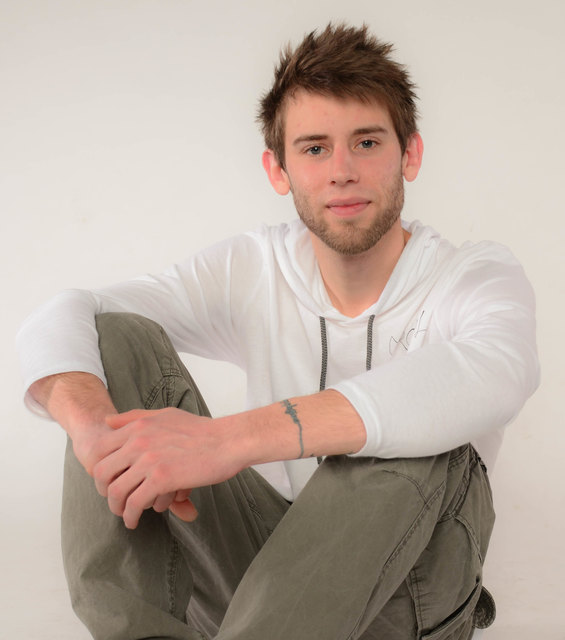 Der Langenloiser Robin Bauer rief die Modemarkte "CROWL" ins Leben - Krems