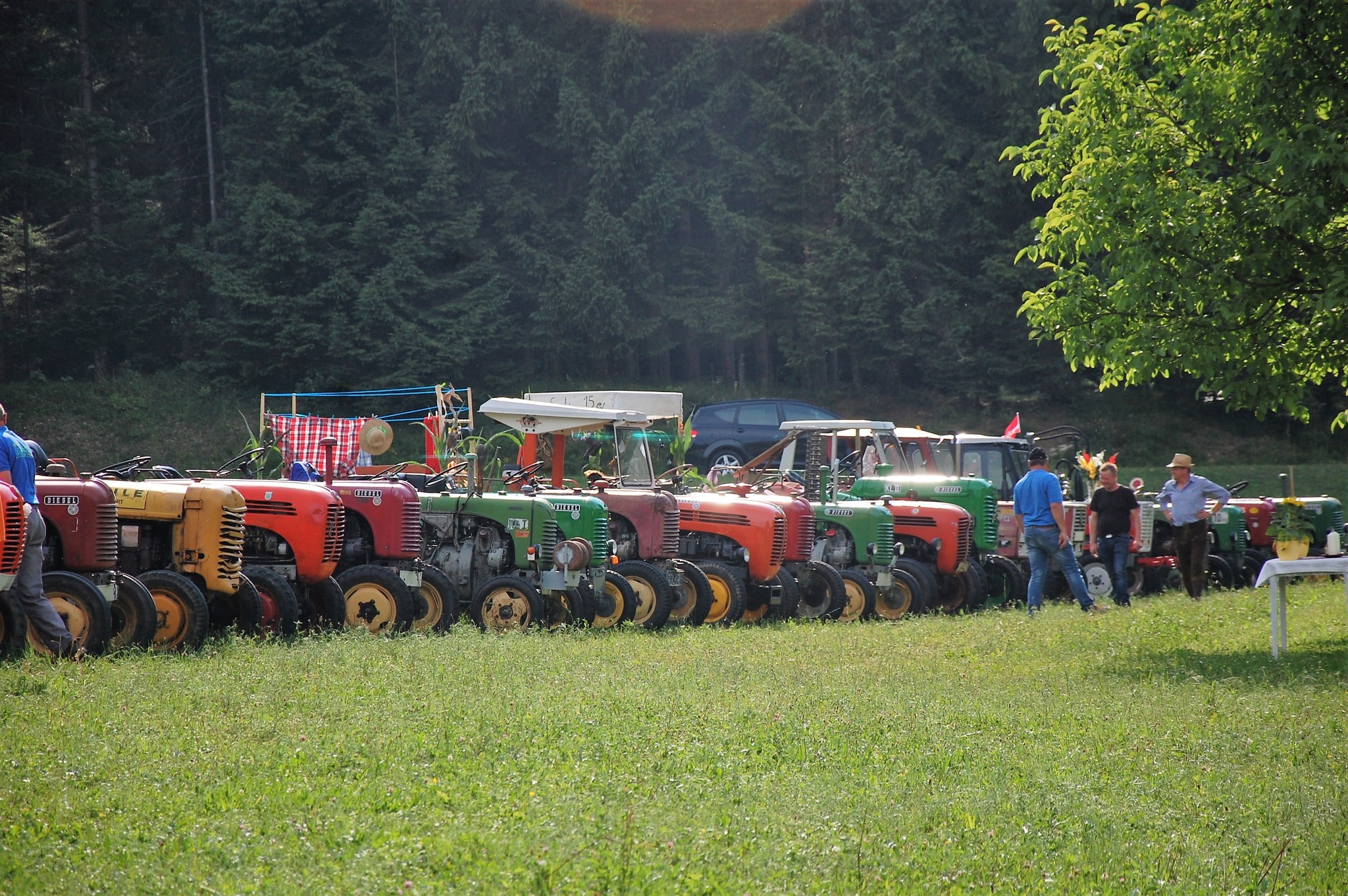 MIT VIDEO: STEYR Treffen und Segnung in Unterort bei Bleiburg - Völkermarkt