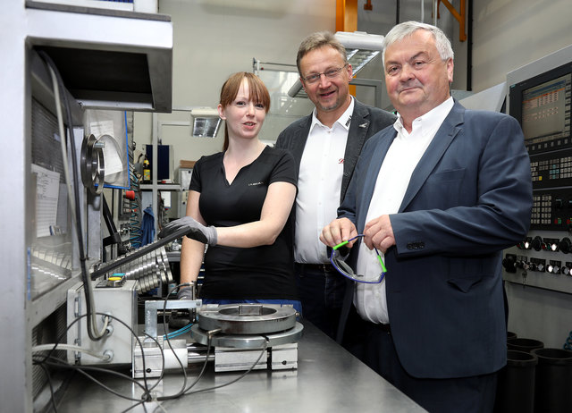 Johann Kalliauer zu Besuch bei Mahle - Vöcklabruck