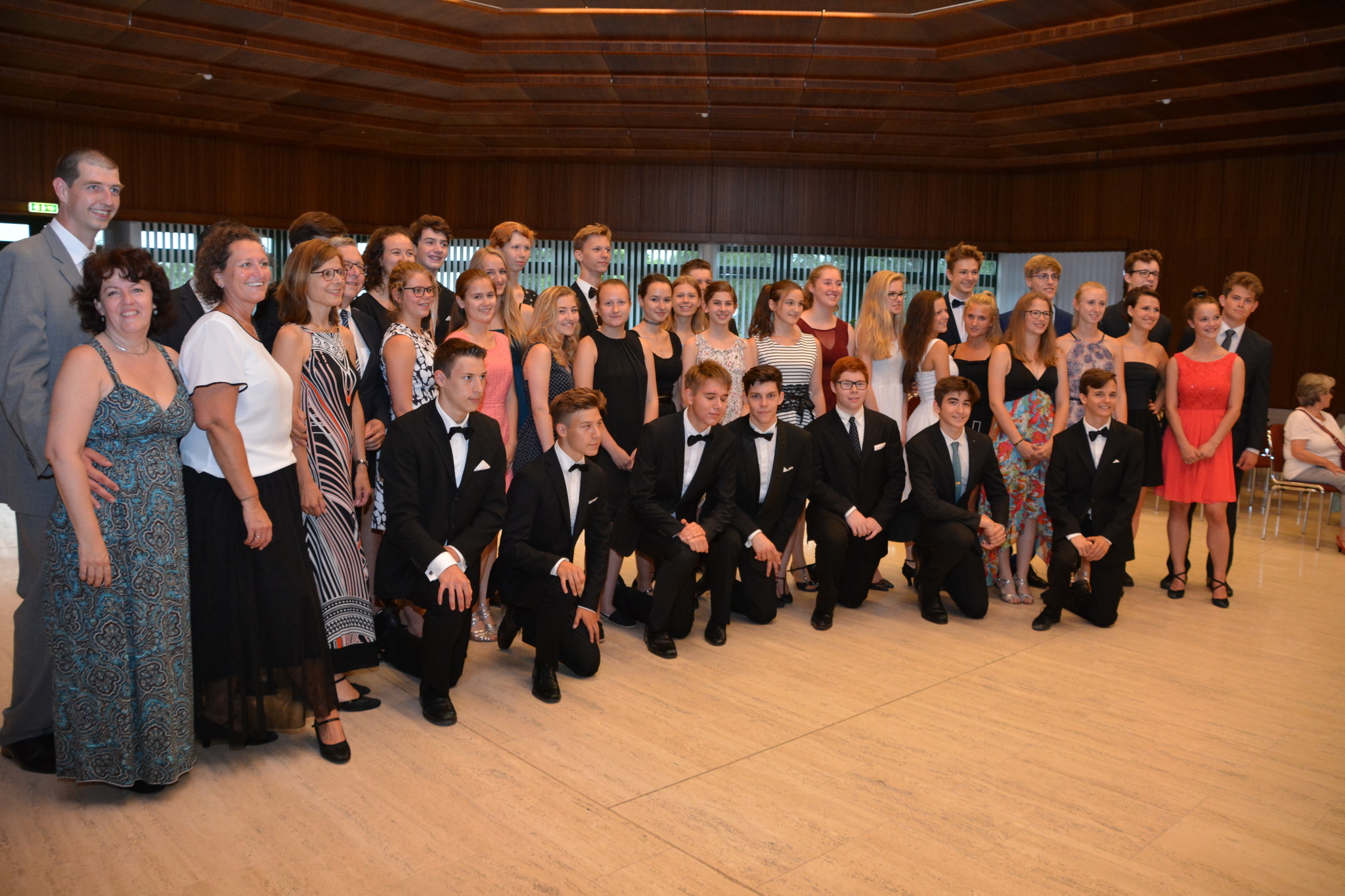 Glänzendes Abschlussfest der Tanzschule Royal Babenberg - Klosterneuburg