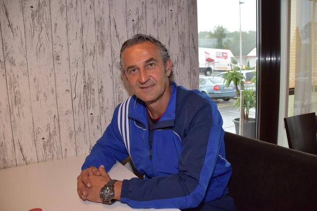"Platz sechs ist möglich" – FC-Bergheim-Trainer Josef Bauer im ...