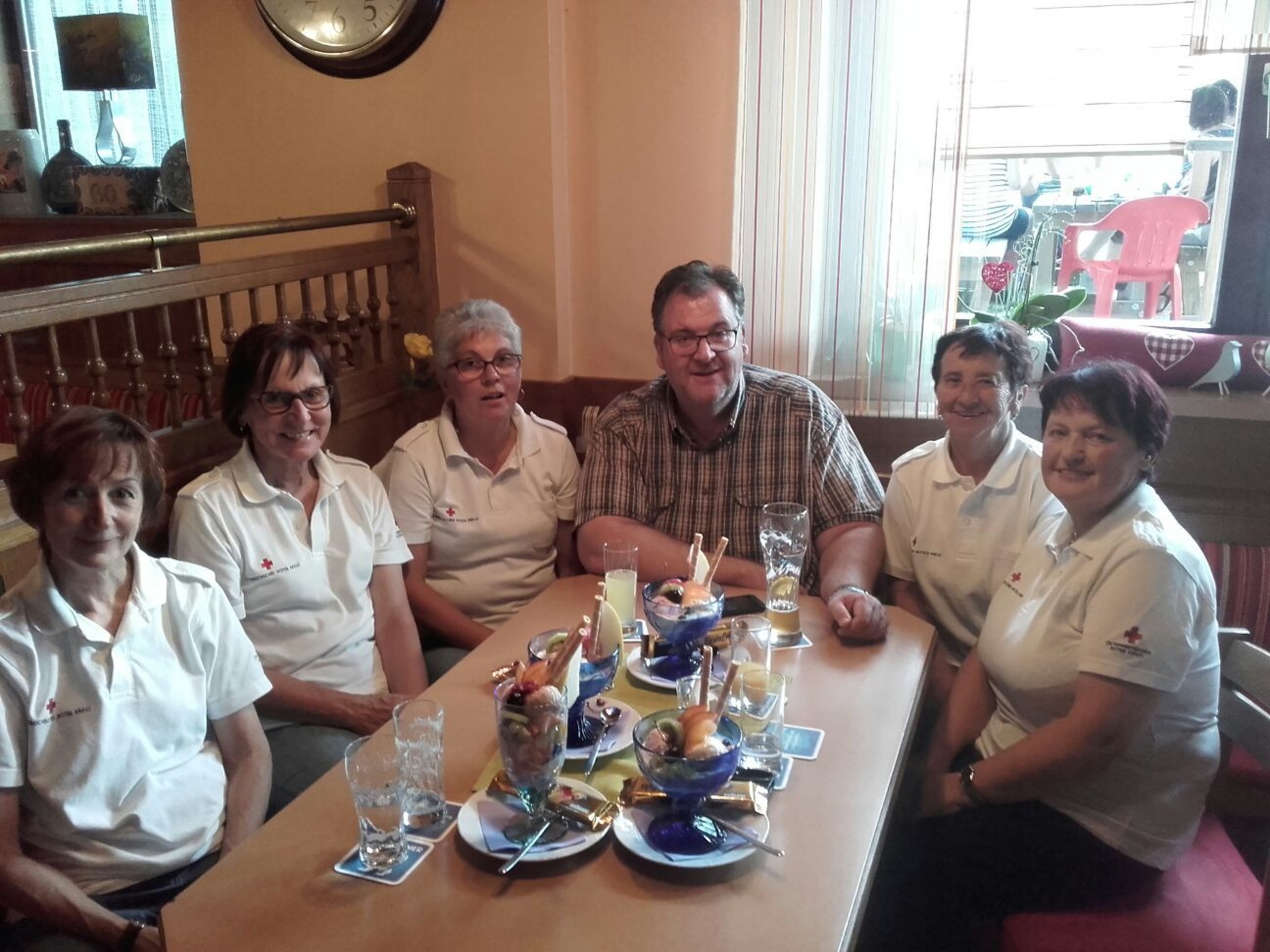 Rattener Bürgermeister Thomas Heim lud zum Eisessen ein - Weiz