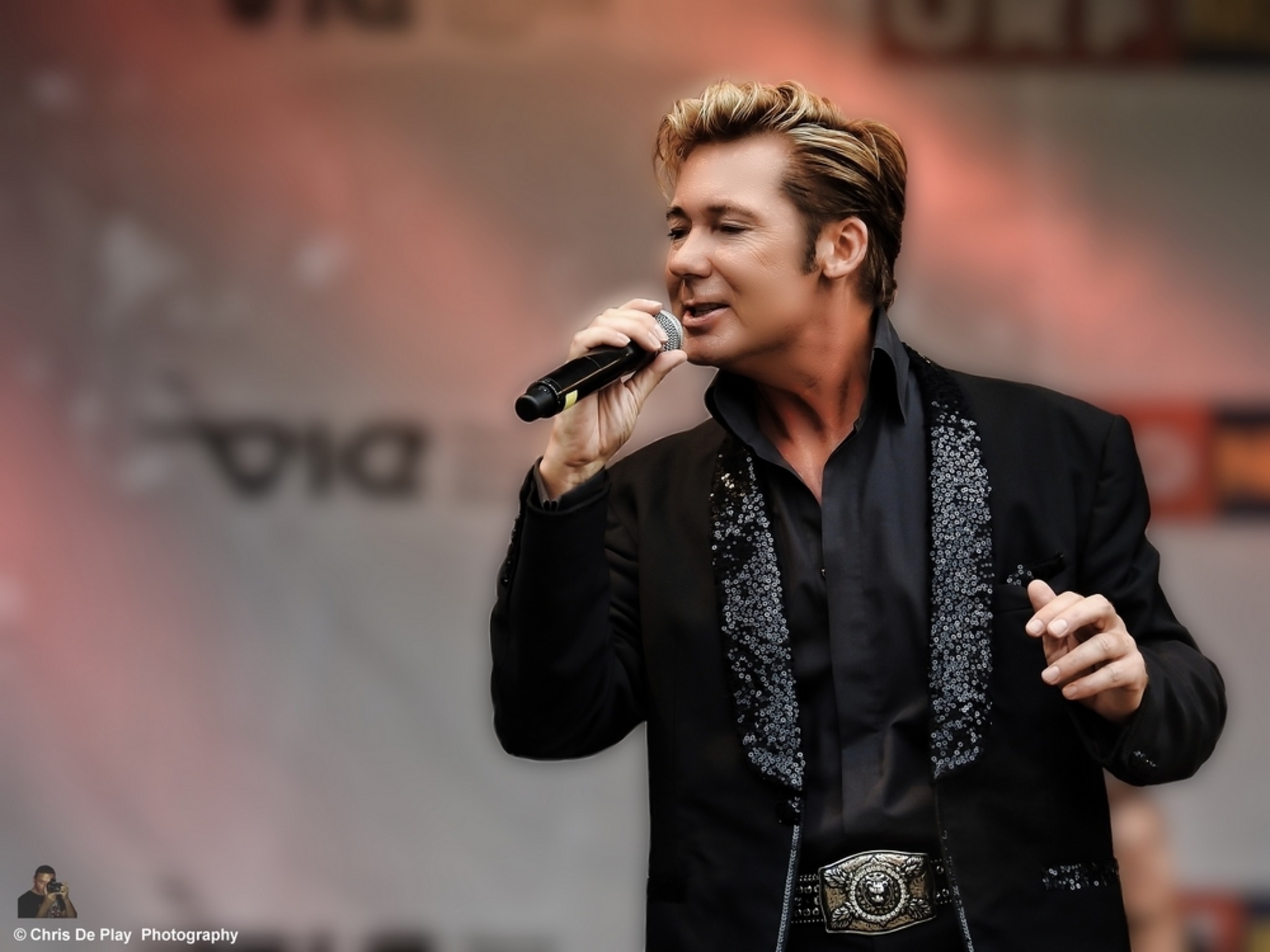 Dennis Jale & Jam Gang "LIVE" heute auf der Bühne Donaupark. - Floridsdorf