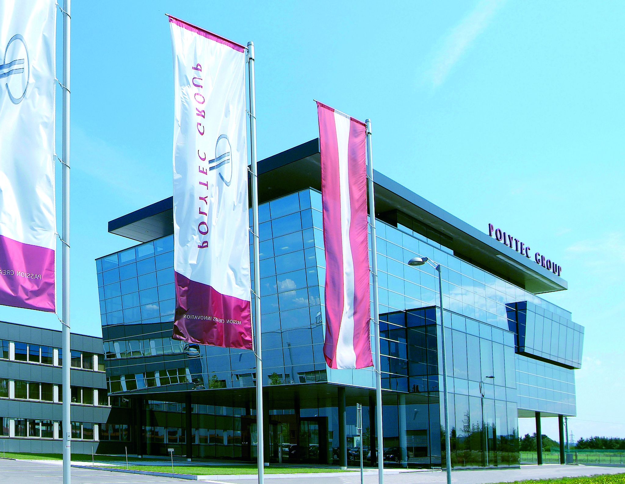 Polytec: Positives Signal vom ersten Halbjahr - Linz-Land