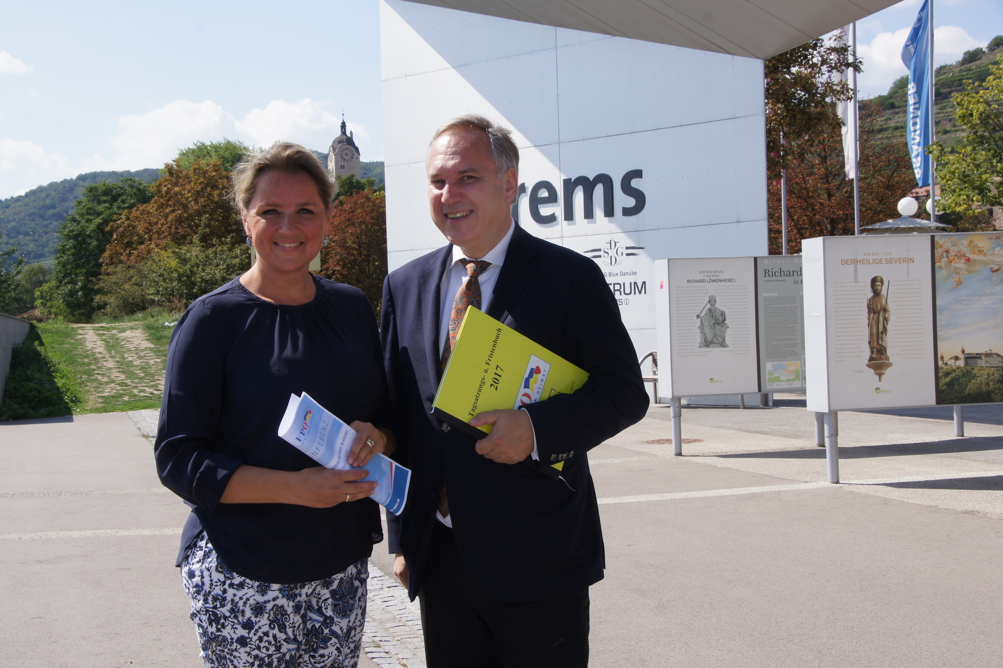 FPÖ Krems stellt Spitzenkandidatin Susanne Rosenkranz vor - Krems