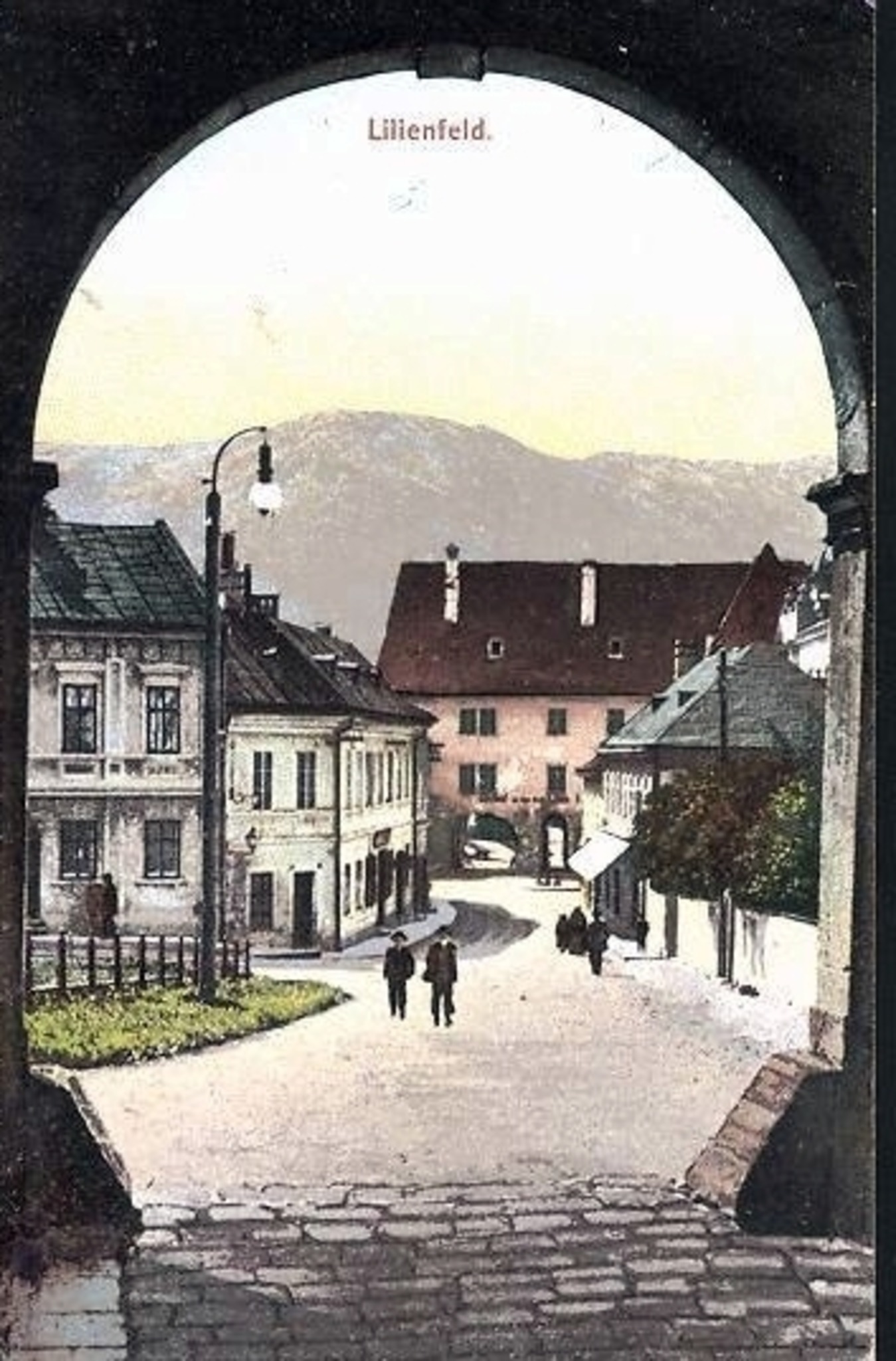 Damals und Heute: Platzl vor dem Stift Lilienfeld - Lilienfeld