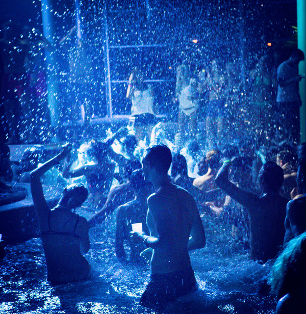Größte Pool Party in der Aqua Nova - Wiener Neustadt