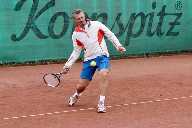 Andreas Kolar holt sich Titel beim 9. Steyrer Mayor`s Charity Tennis ...