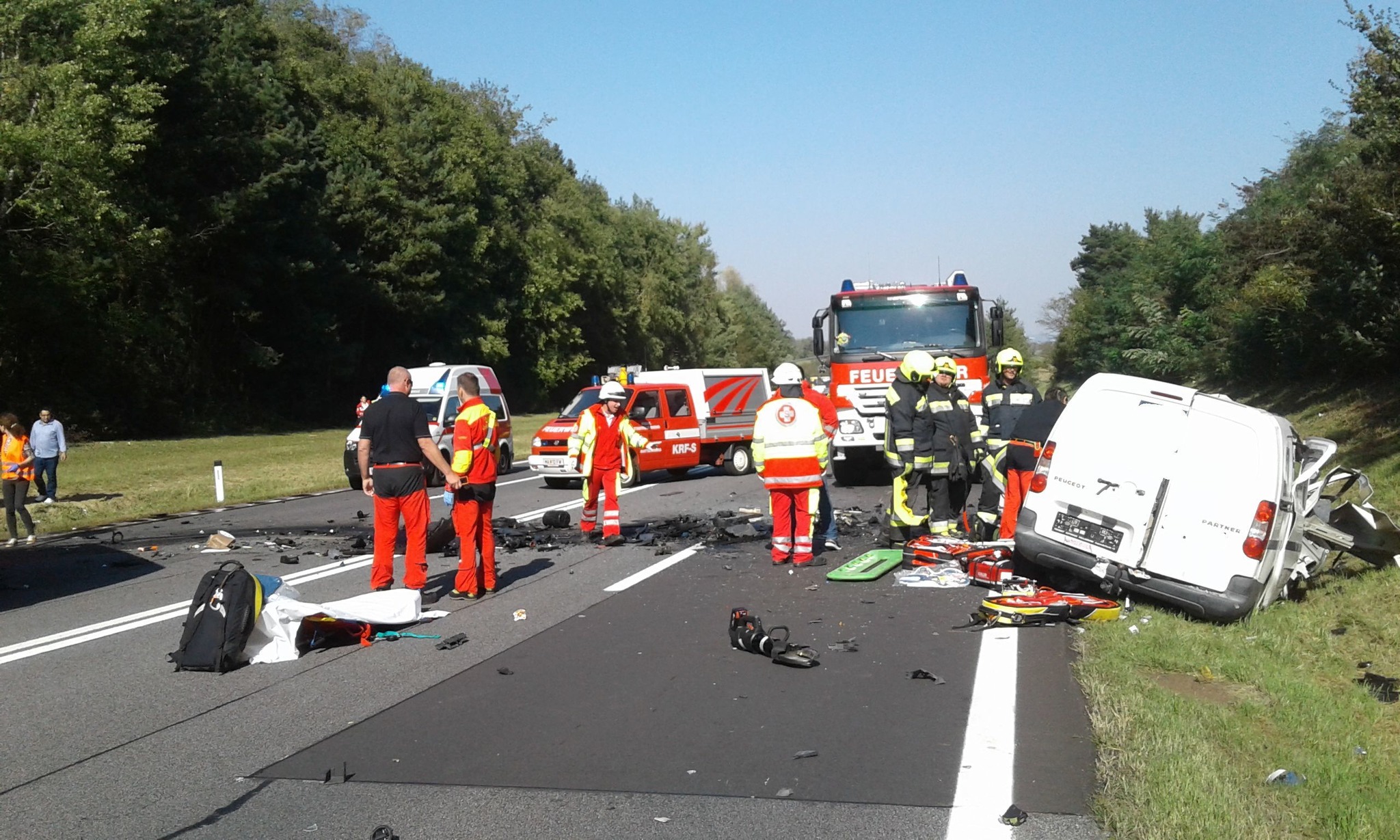Vier Verletzte bei Crash auf S31 - Mattersburg