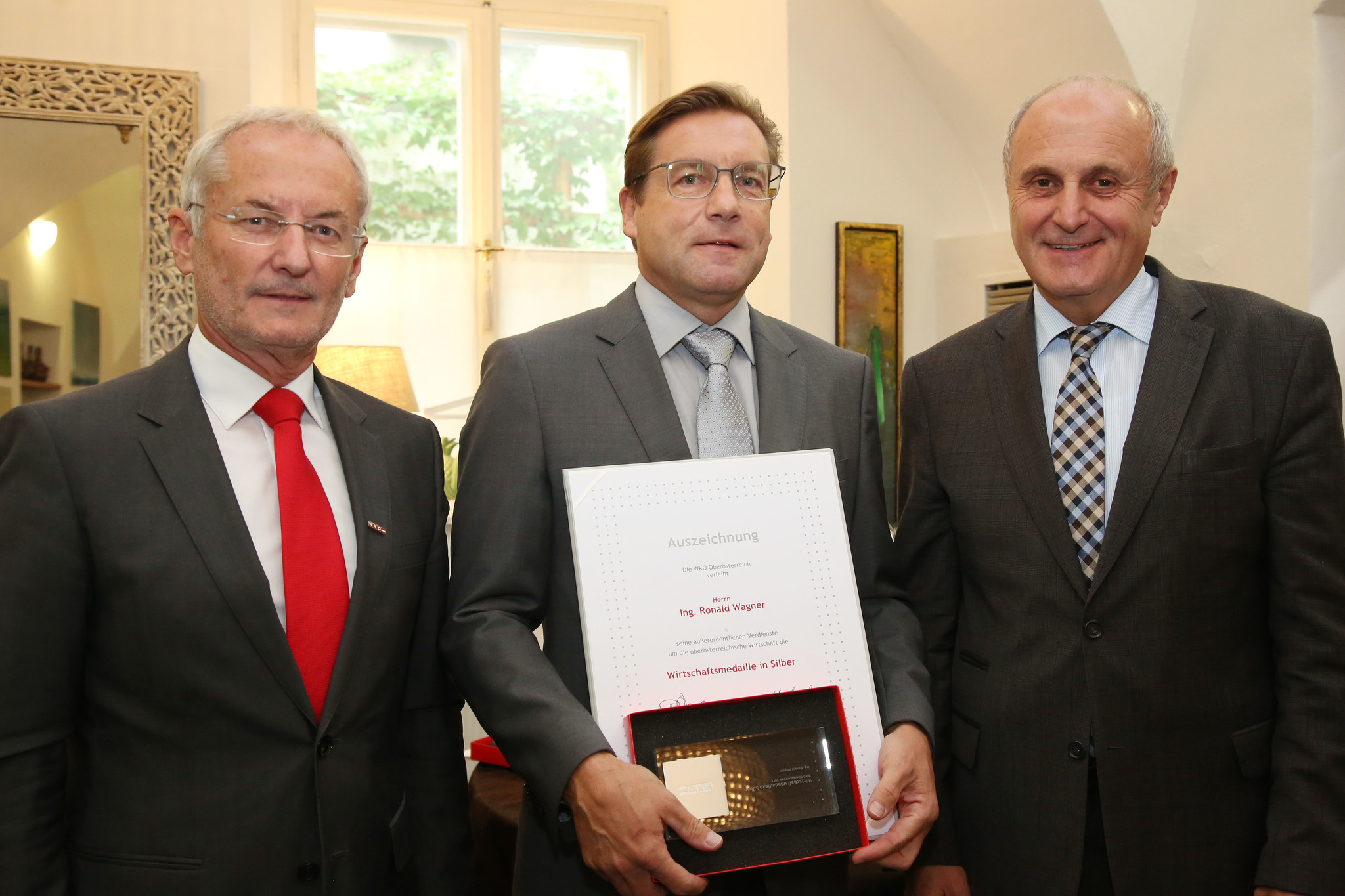 Ronald Wagner mit der Wirtschaftsmedaille ausgezeichnet - Enns