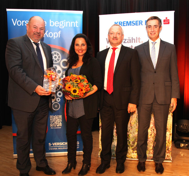 Kremser Bank: Kabarettistisches Erlebnis mit Nadja Maleh - Krems