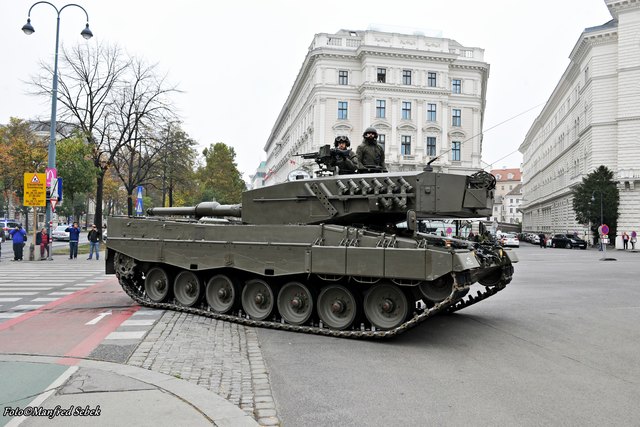 Panzer rollten Freitag durch die Wiener City - Innere Stadt