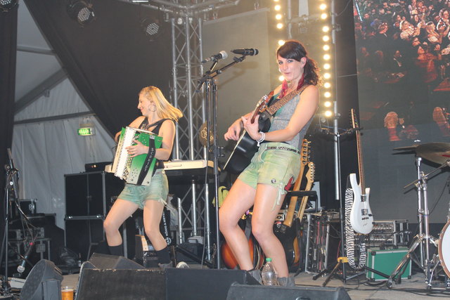 "Bummvolle Hitt´n" beim Oktoberfest in Bärnbach - Voitsberg