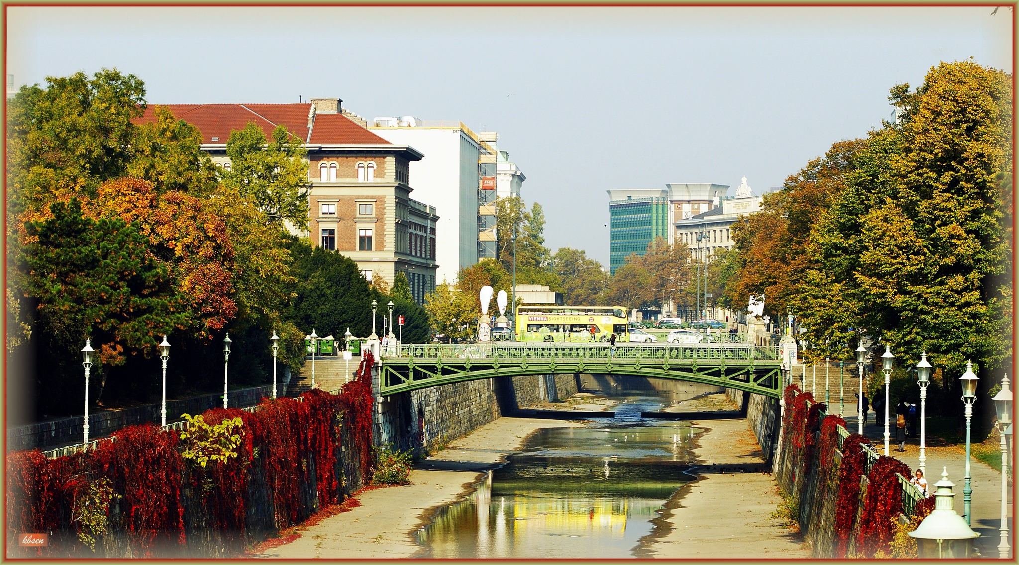 Herbst beim Wienfluss - Innere Stadt
