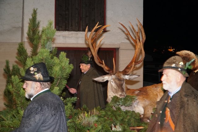 Jäger feierten den Hl. Hubertus in Ehrwald - mit VIDEO - Reutte