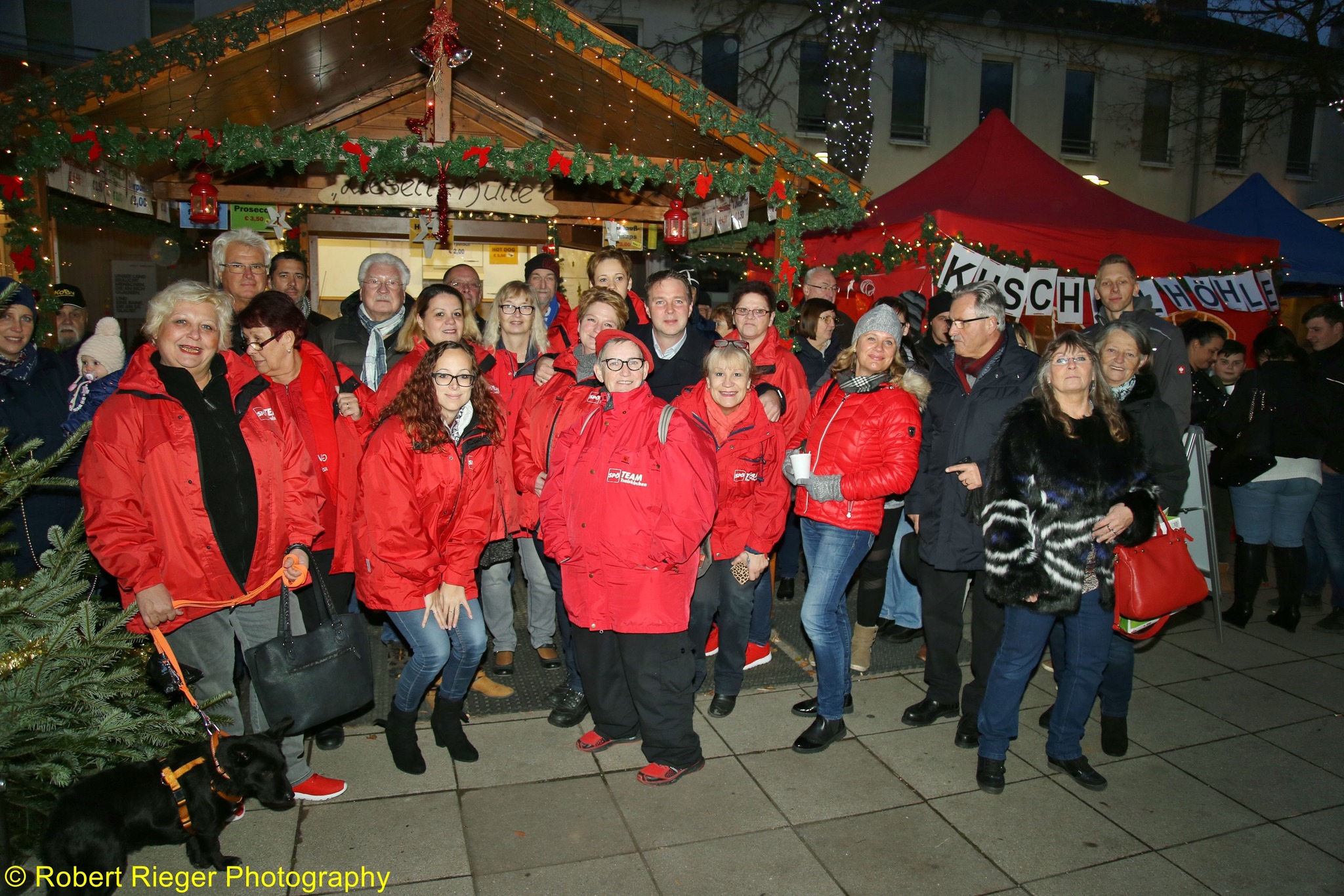 ERÖFFNUNG ADVENTMARKT in TRAISKIRCHEN 24.11.2017 Foto : Robert Rieger ...