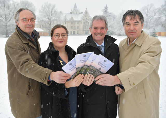 Neuer Grafenegg-Guide informiert über Garten und Schloss - Krems