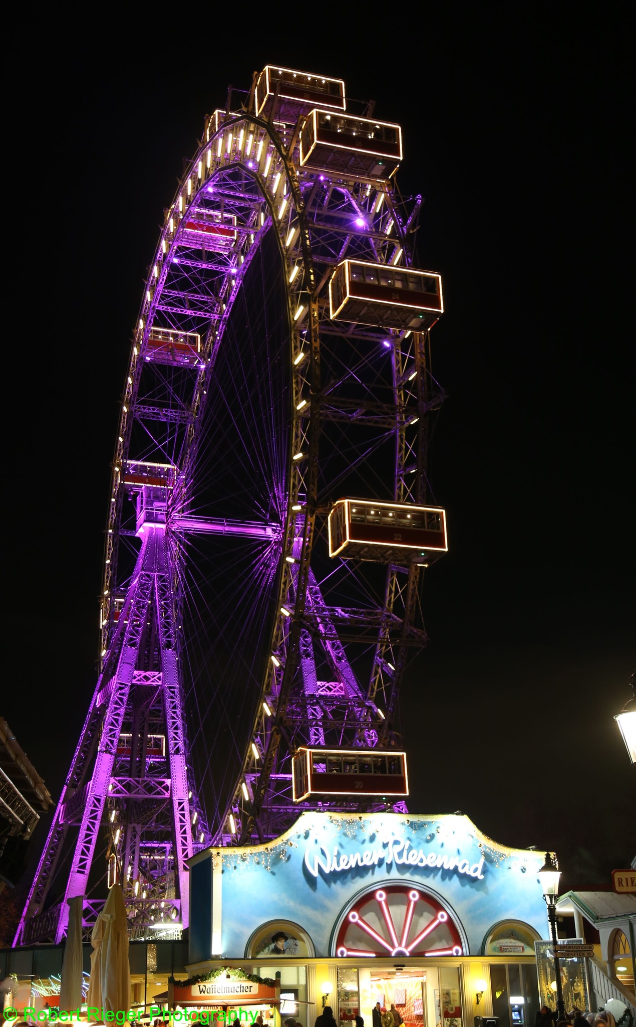 RIESENRAD - ADVENT im WIENER PRATER 1.12.2017 Fotos : (c) Robert Rieger ...
