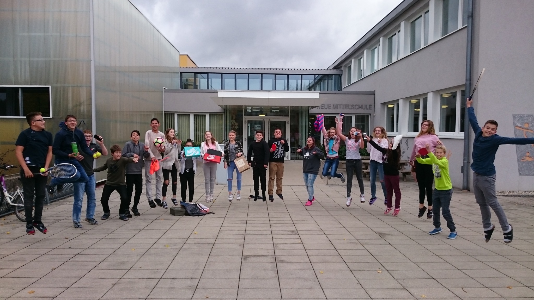 Entdeckt die Neue Mittelschule Geinberg - Ried